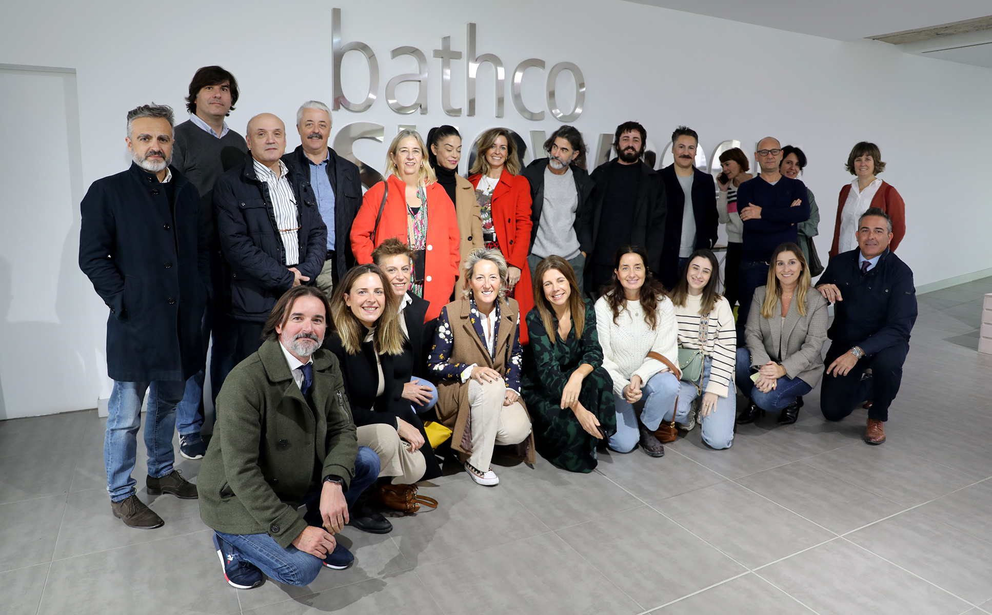 Architectural and interior design studios from Bizkaia visit the Bathco ...